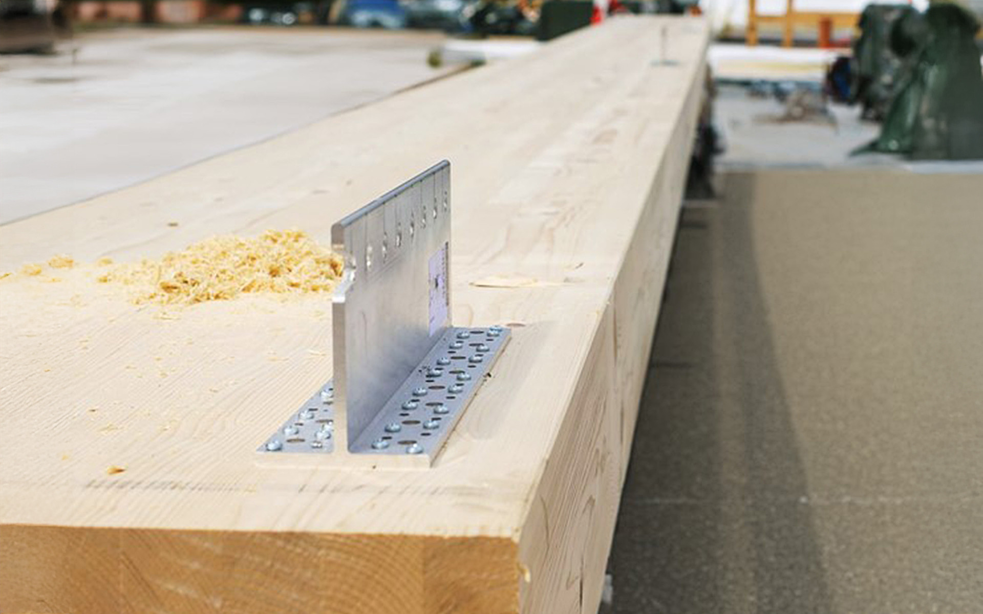 Verbindungen für Stützen und Pfosten aus Holz